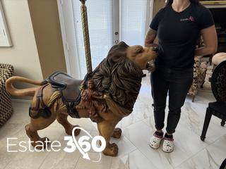 Estate Sale Features: