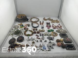 Estate Sale Features: