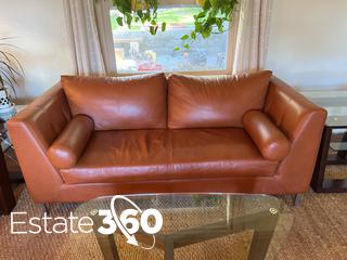 Estate Sale Features: