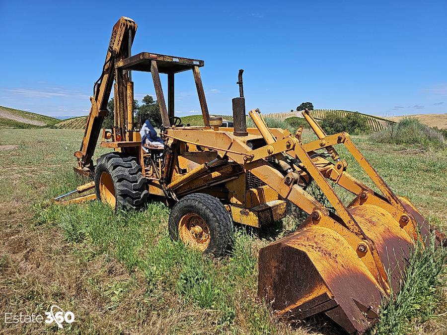 Case 580b Backhoe